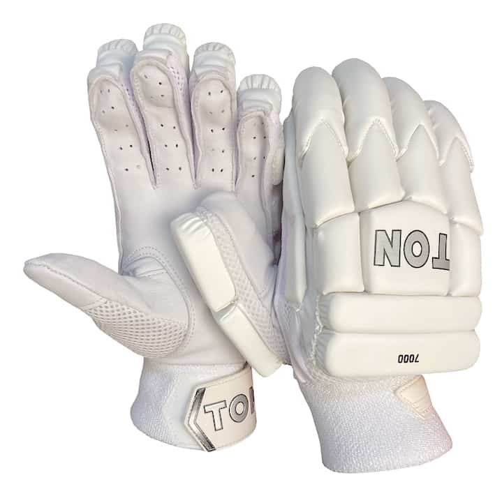 Cricket Batting Gloves - Meulemans Cricket Centre