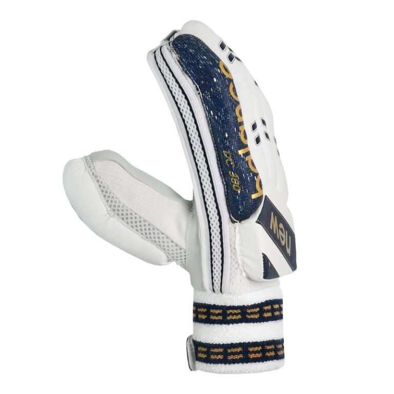 New Balance DC 300 Gloves – Meulemans Cricket Centre
